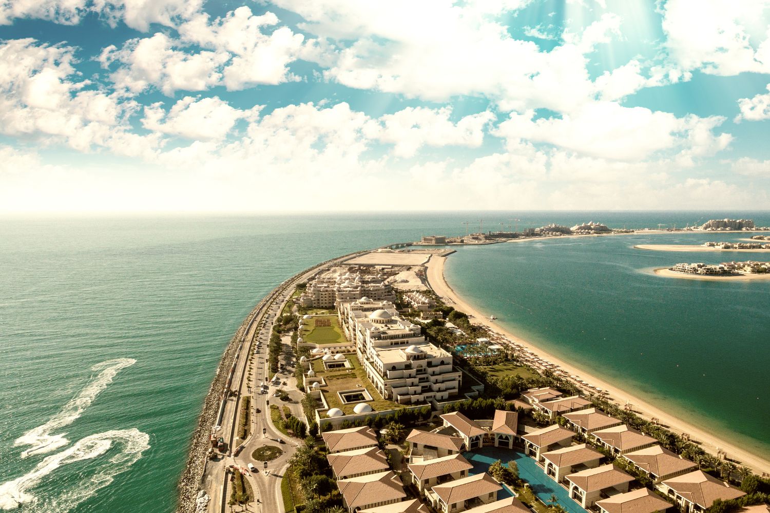 جزیره نخل جمیرا در دبی (پالم جمیرا) - زندگی در امارات